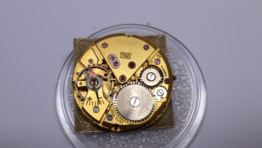 ETA - Calibre 1080 - Gilt Movement - Used – Welwyn Watch Parts